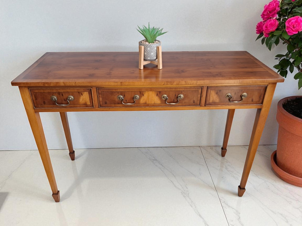 Vintage | Retro | Antique & Upcycled Furniture & Accessories | Ruislip ...